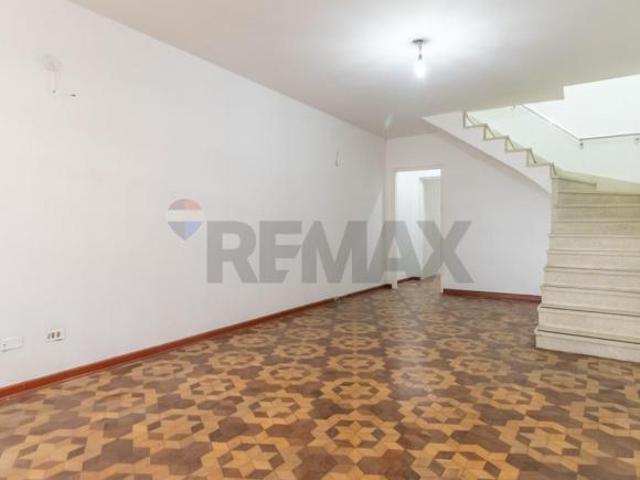 Casa à venda com 3 dormitórios e 2 vagas, 147 m² por R$ 990.000,00 Perdizes