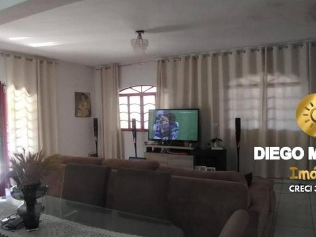 Casa à Venda com 3 dormitórios e Negociação Facilitada em Mairiporã!