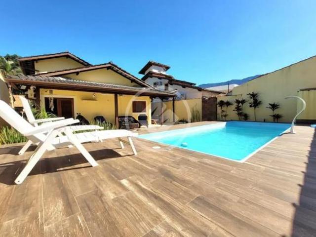 Casa a venda com 3 Dormitórios em Condomínio Fechado – Praia da Mococa Caraguatatuba SP