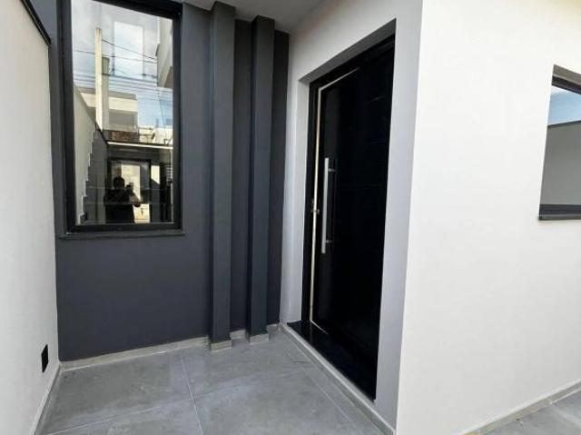 Casa à Venda com 3 dormitórios em Caieiras/SP!