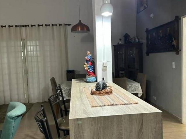 Casa à Venda com 3 dormitórios – Em Terra Preta/ Mairiporã