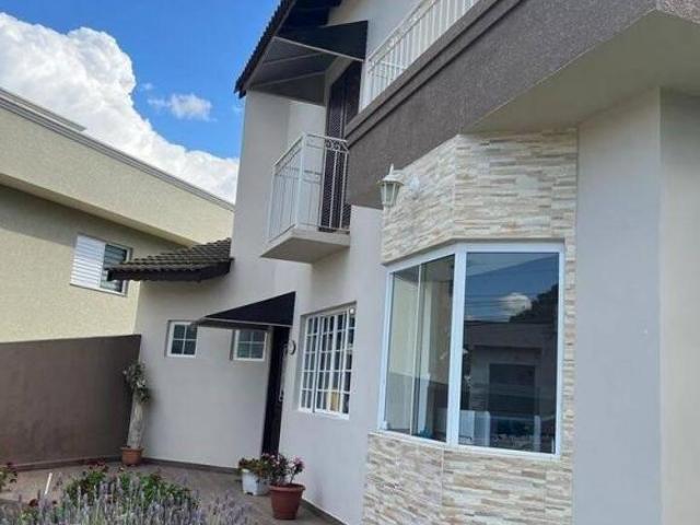 Casa à venda com 3 dormitórios|Ótimo bairro de Atibaia SP