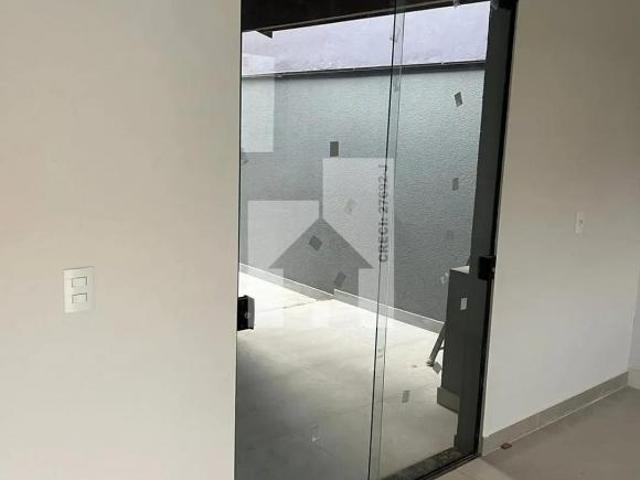 casa a venda com 3 dormitorios, nova Residencial Santa Giovanna
