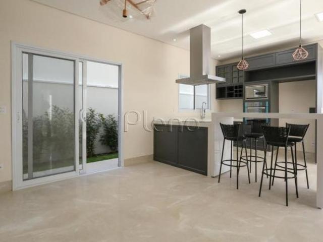 Casa à venda com 3 dormitórios no Swiss Park em Campinas