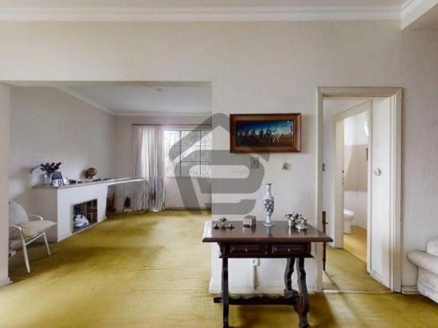 Casa à Venda com 3 Dormitórios no Planalto Paulista