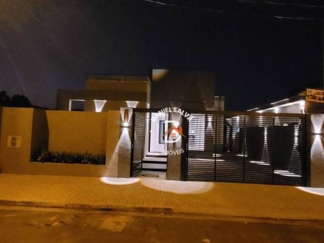 Casa à venda com 3 dormitórios sendo 1 suíte, 193 m² por R$ 1.390.000 Condomínio Fechado Atibaia