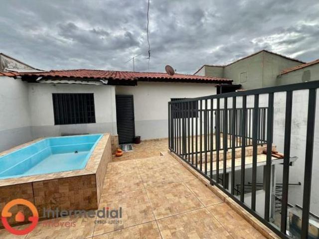 Casa a venda com 3 dormitórios sendo 1 suíte Centro de Boituva