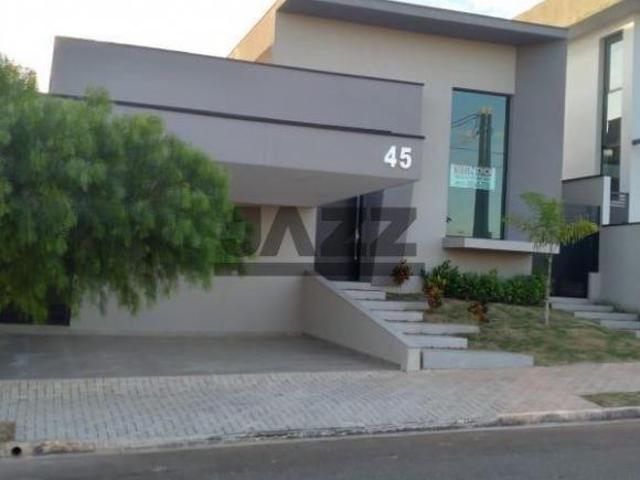 Casa à venda com 3 dormitórios, sendo 1 suíte conforto, privacidade e excelente espaço interno
