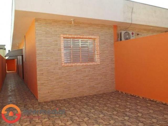 Casa a venda com 3 dormitórios sendo 1 suíte Jardim Santa Cruz