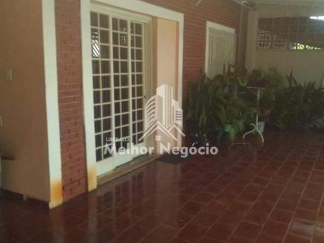 Casa à venda com 3 dormitórios sendo 1 suíte no Parque Universitário de Viracopos Campinas/SP