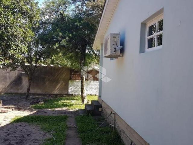Casa à venda com 3 dormitórios, pátio com 690m² no bairro Florida em Guaíba