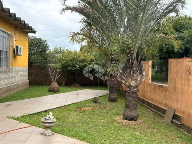 Casa à venda com 3 dormitórios, piscina no bairro Sans Souci, Eldorado do Sul RS