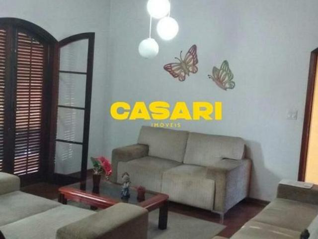 Casa à Venda com 3 Dormitórios – Vila Bastos – Santo André/SP – Ideal para Clínica