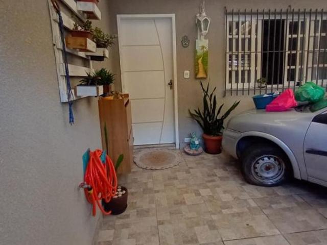 Casa à venda com 3 imóveis no mesmo terreno de 308m² Intercap Taboão da Serra/SP