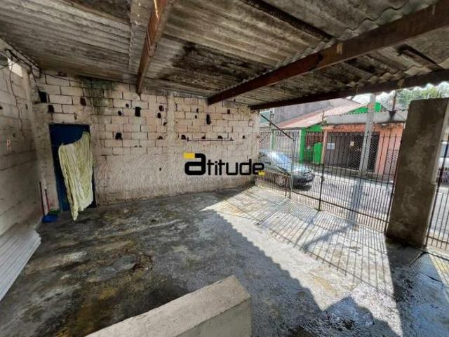 CASA À VENDA COM 3 MORADIAS NO MESMO TERRENO – NÃO ACEITA FINANCIAMENTO