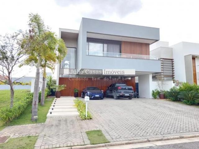Casa a venda com 3 suítes modulada e mobiliada no Alphaville