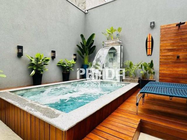 Casa a venda com 3 suítes na Zona Sul
