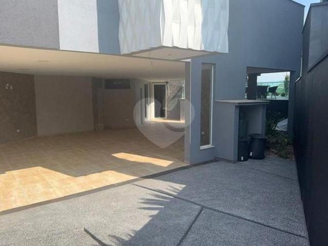 Casa à venda com 3 suítes no condomínio Aruã, Mogi das Cruzes