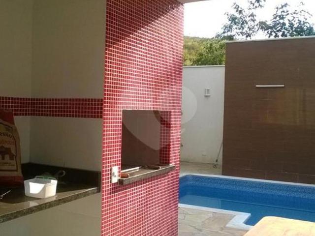 Casa à venda com 3 suítes, no condomínio Aruã, Mogi das Cruzes