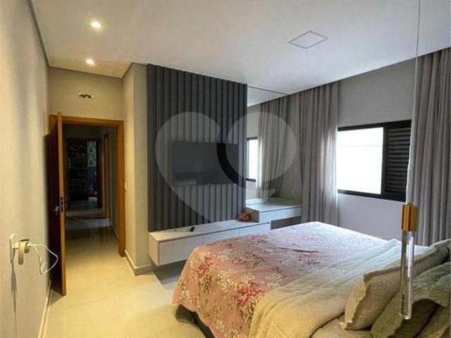 Casa à venda com 3 suítes no condomínio Faixa Azul, São Carlos