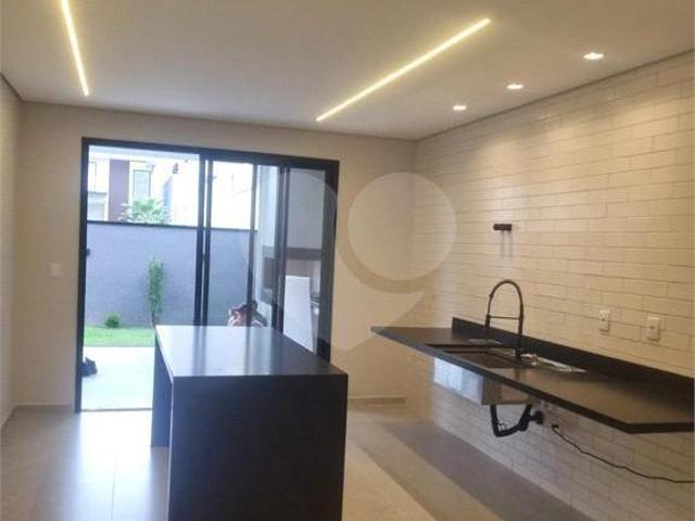 Casa à venda com 3 suítes no condomínio Mosaico Essence Fase 2, Mogi das Cruzes
