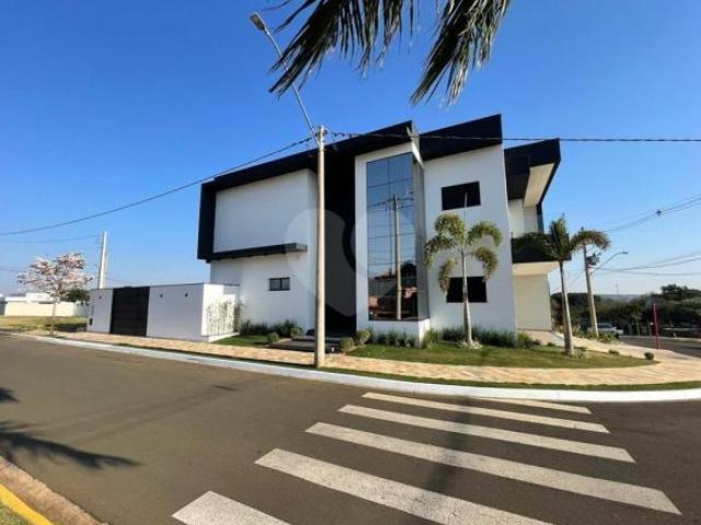 Casa à venda com 3 suítes no condomínio Terra Dos Buritis, Ibaté