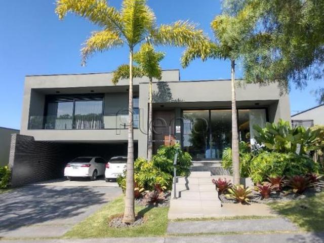 Casa à venda com 3 suítes no Jardim dos Lagos em Indaiatuba