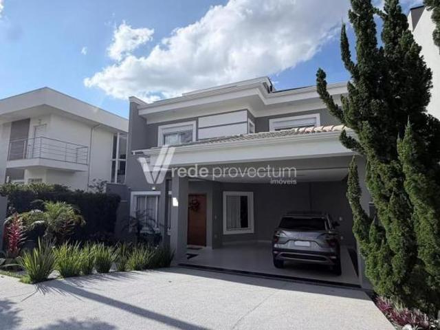 Casa à Venda com 3 Suítes no Swiss Park Campinas SP