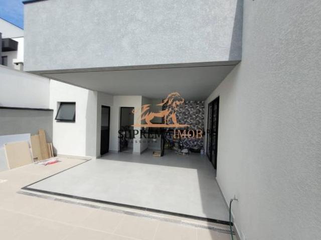 Casa à venda com 3 quartos sendo 3 suítes Condomínio Sunlake