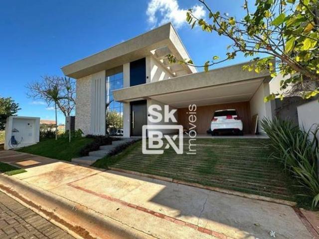 Casa à venda com 3 suítes Condomínio Arts Uberlândia/MG