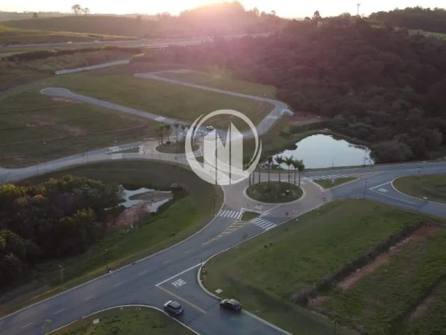 Casa à venda com 3 suítes Condomínio Brisas do Lago Jardim Novo Mundo Jundia