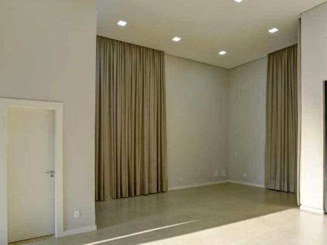 Casa à venda com 3 suítes e 4 vagas de garagem no Condomínio Phillipson Park em Americana