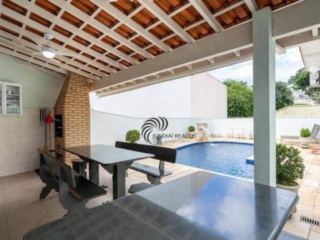 Casa À Venda com 3 suítes e piscina Bairro Jardim Paulista Jundiaí SP