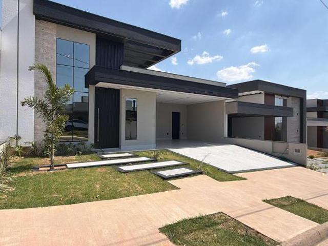 Casa a venda com 3 Suítes e piscina com cascata em condomínio fechado Residencial Milano Indaiat
