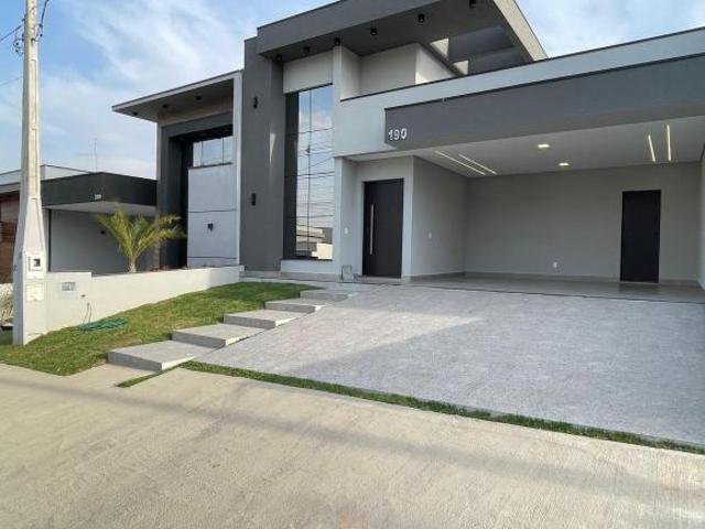 Casa a venda com 3 suítes e piscina em Condomínio fechado Jardim Piemonte Indaiatuba/SP