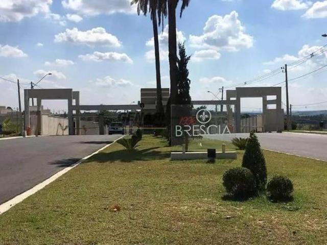 Casa à venda com 3 Suítes e Piscina no Condomínio Jardim Bréscia, terreno maior de 240m² Indaiatub