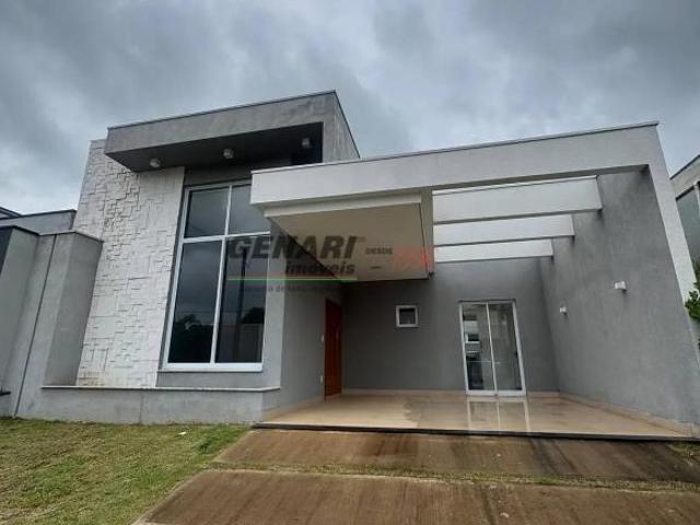 Casa à venda com 3 Suítes e Piscina no Jardim Residencial Viena, Indaiatuba, SP