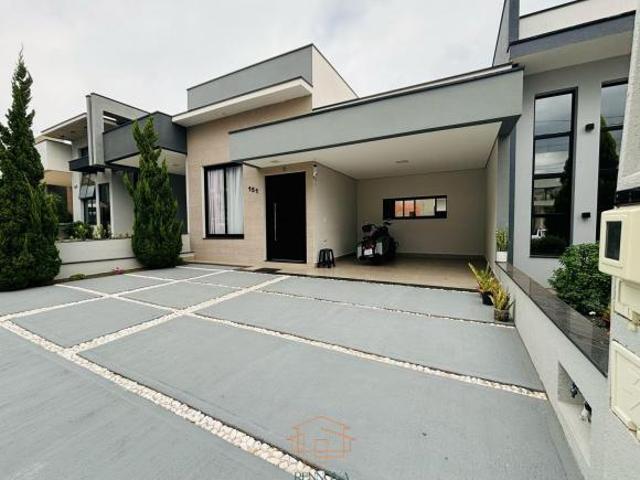 Casa a venda com 3 suítes em condomínio fechado Residencial Mantova Indaiatuba/SP