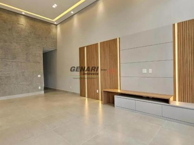 Casa à venda com 3 suítes, sendo a master com closet no condomínio Residencial Evidências, Indaiatub