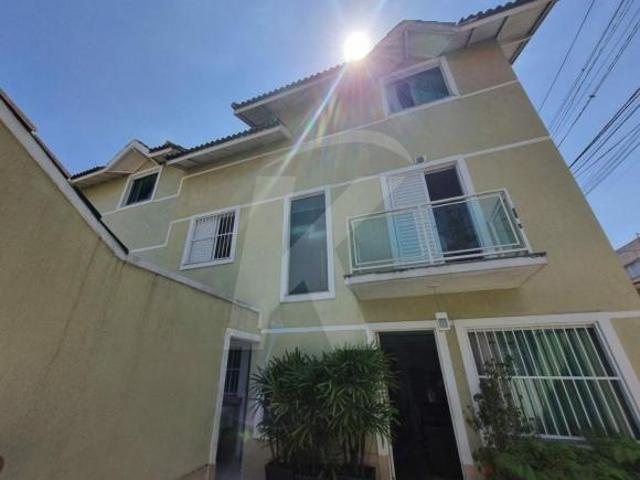 Casa á Venda com 3 suítes, 2 vagas na Vila Guilherme, Aceita Pet