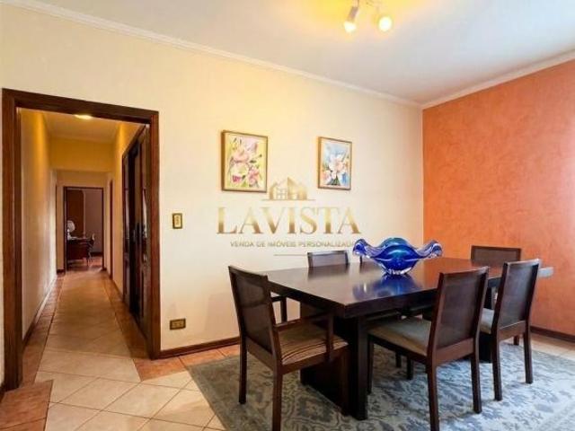 Casa à Venda com 3 suítes, 307m², Vila Gardenia Atibaia