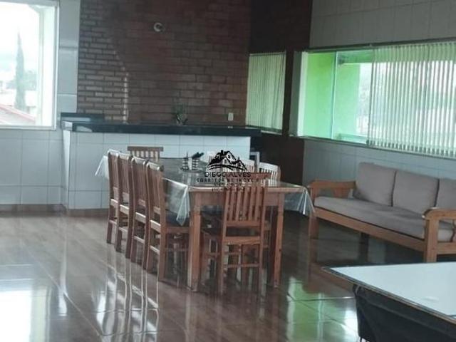 CASA À VENDA COM 3 PAVIMENTOS, SUITE, HIDRO, ÁREA GOURMET, SALÃO DE JOGOS NO BAIRRO ANGOLA BETIM