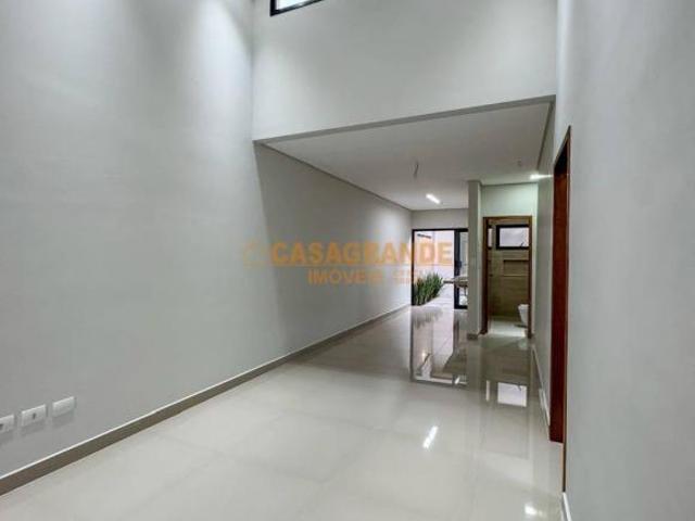 Casa à venda com 3 quartos 123m² Condomínio Bosque dos Manacás Jacareí