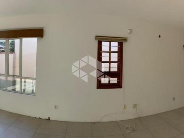 Casa à venda com 3 quartos 156 m² no bairro Jardim Itú Sabará