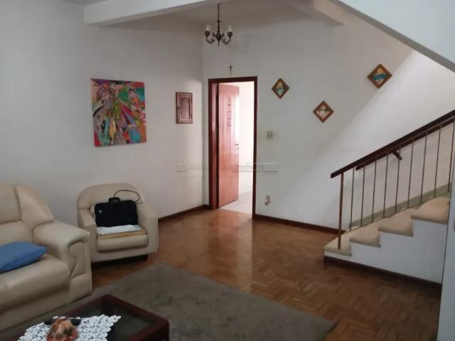 Casa à venda com 3 quartos, 160m², na zona Oeste