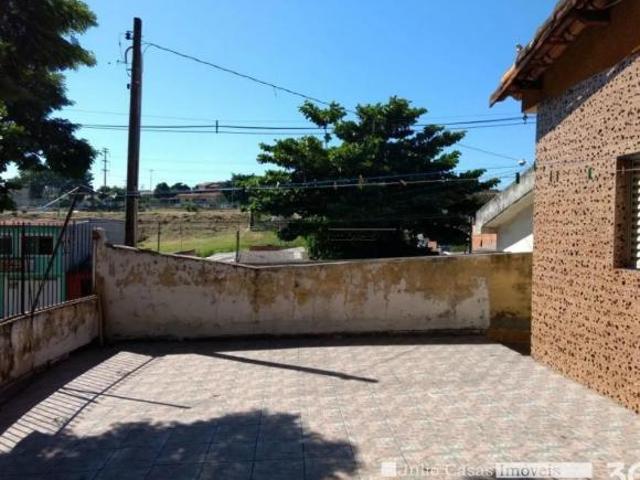 Casa a venda com 3 quartos