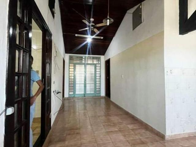 Casa à venda com 3 quartos 1 suíte e 3 vagas no Antônio Zanaga II em Americana