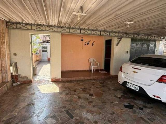 Casa à venda com 3 quartos 1 suíte e 3 vagas no Antônio Zanaga II em Americana