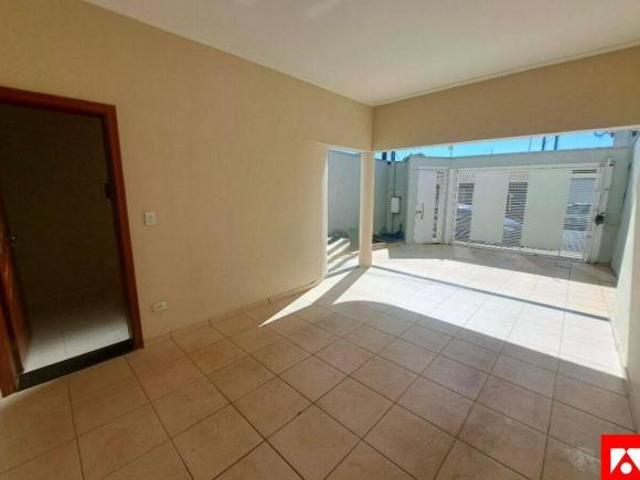 Casa à venda com 3 quartos 1 suíte e 3 vagas no Parque Residencial Jaguari em Americana