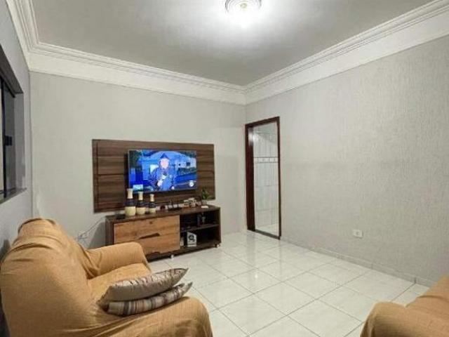 Casa à venda com 3 quartos 1 suíte e 2 vagas no Jardim Laudissi em Santa Bárbara d&apos Oeste